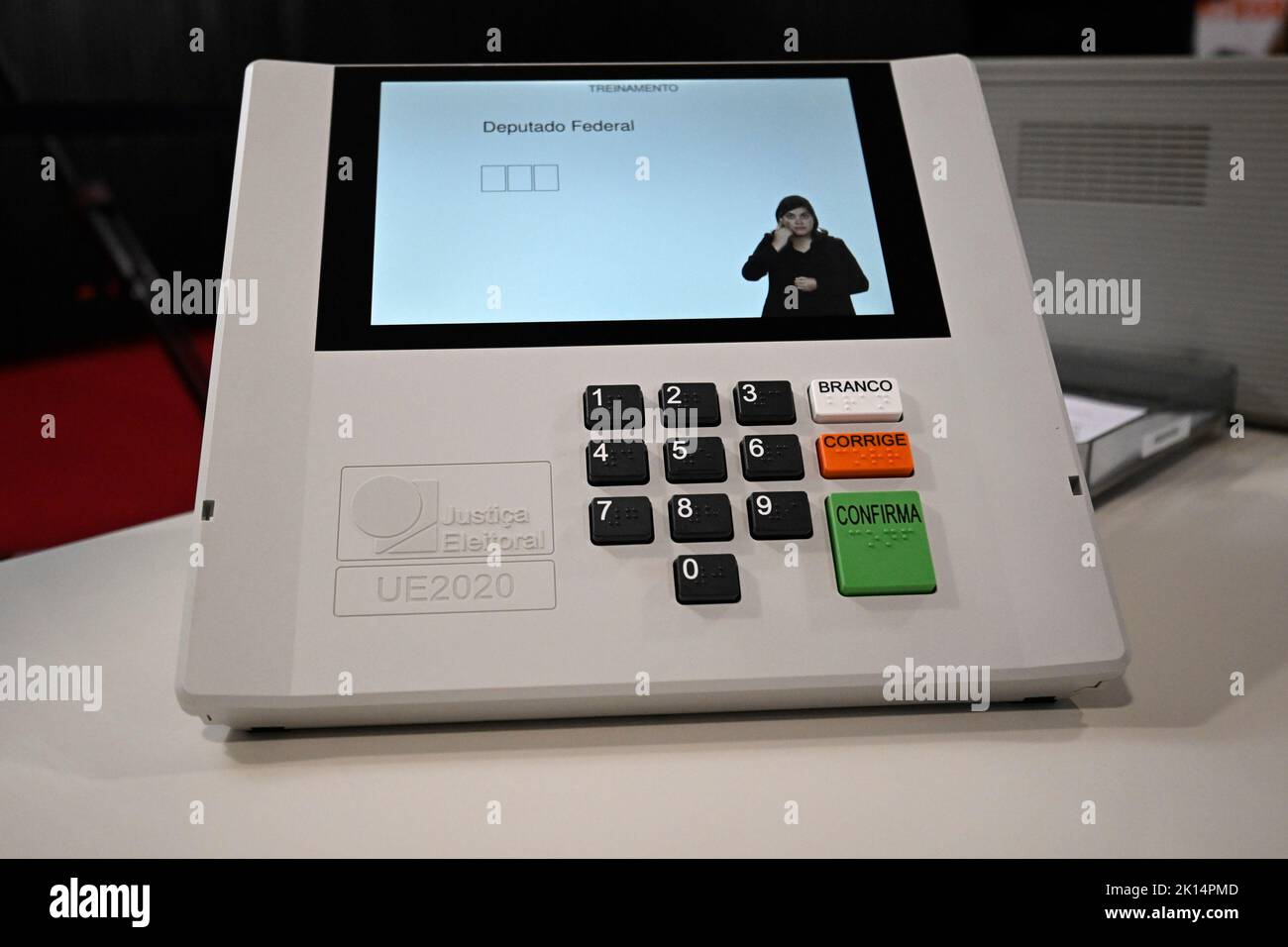 Electronic voting system usa hi-res stock photography and images - Alamy