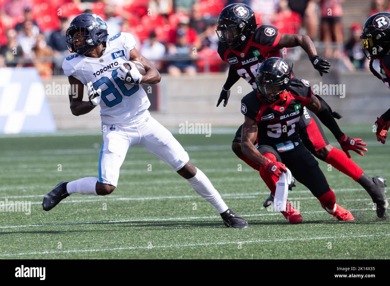 Damonte coxie cfl hi-res stock photography and images - Alamy