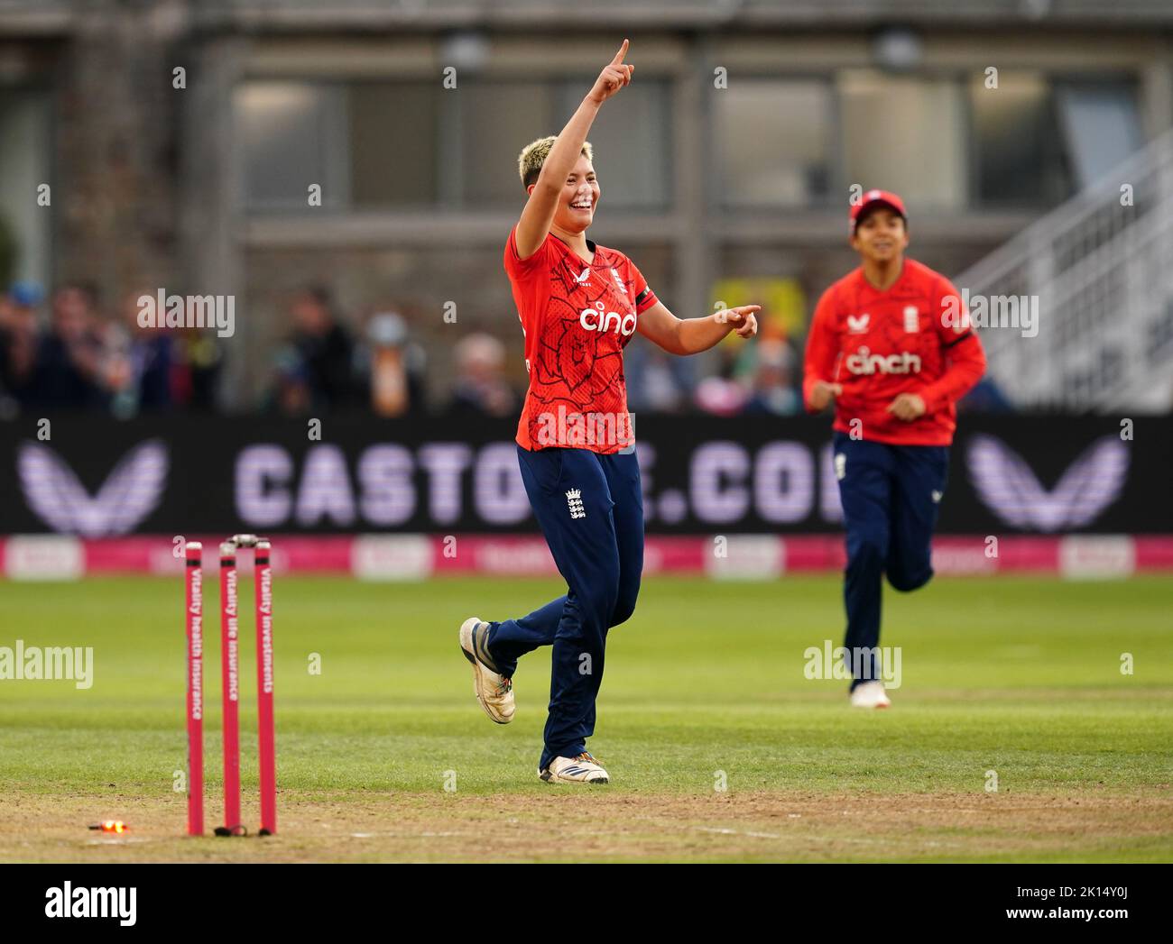 Issy wong t20 hi-res stock photography and images - Alamy