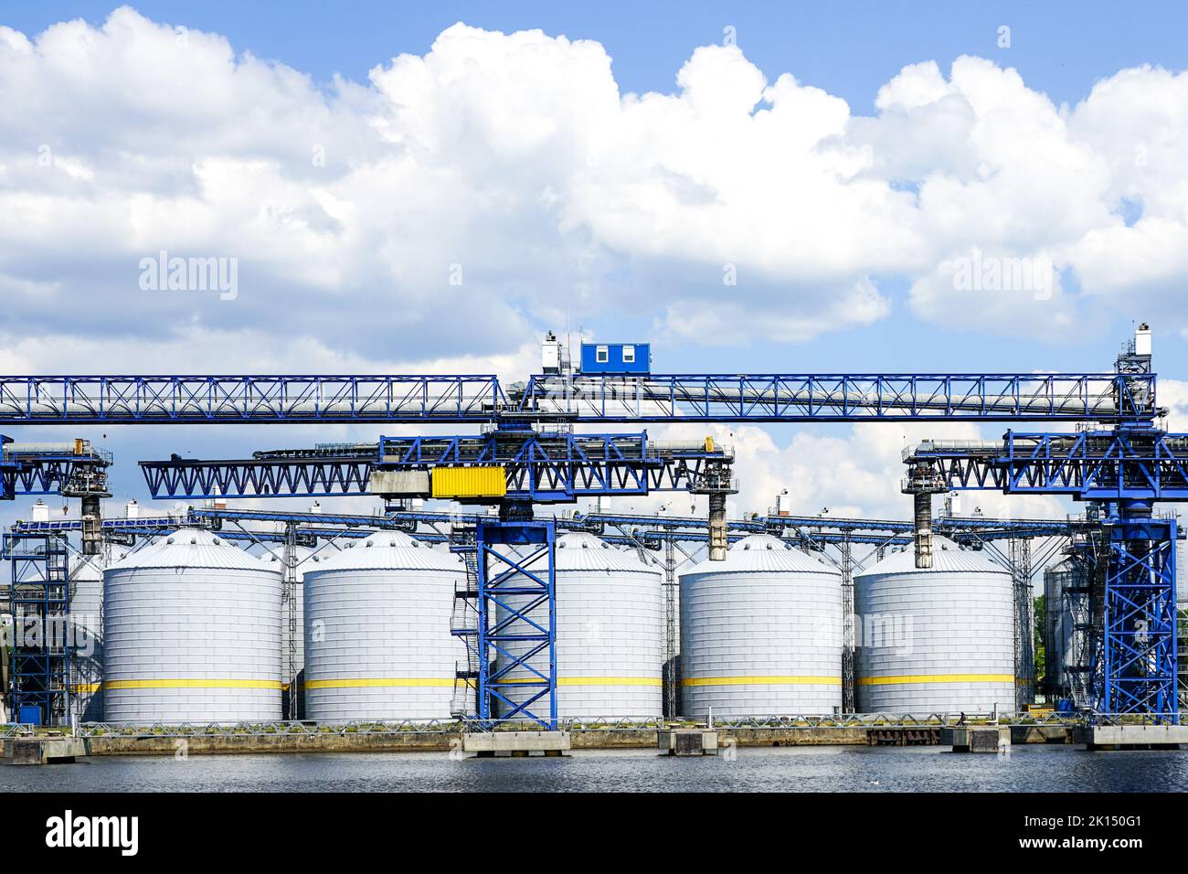 Versatile grain terminal with many storage silos in Ventspils port for ...