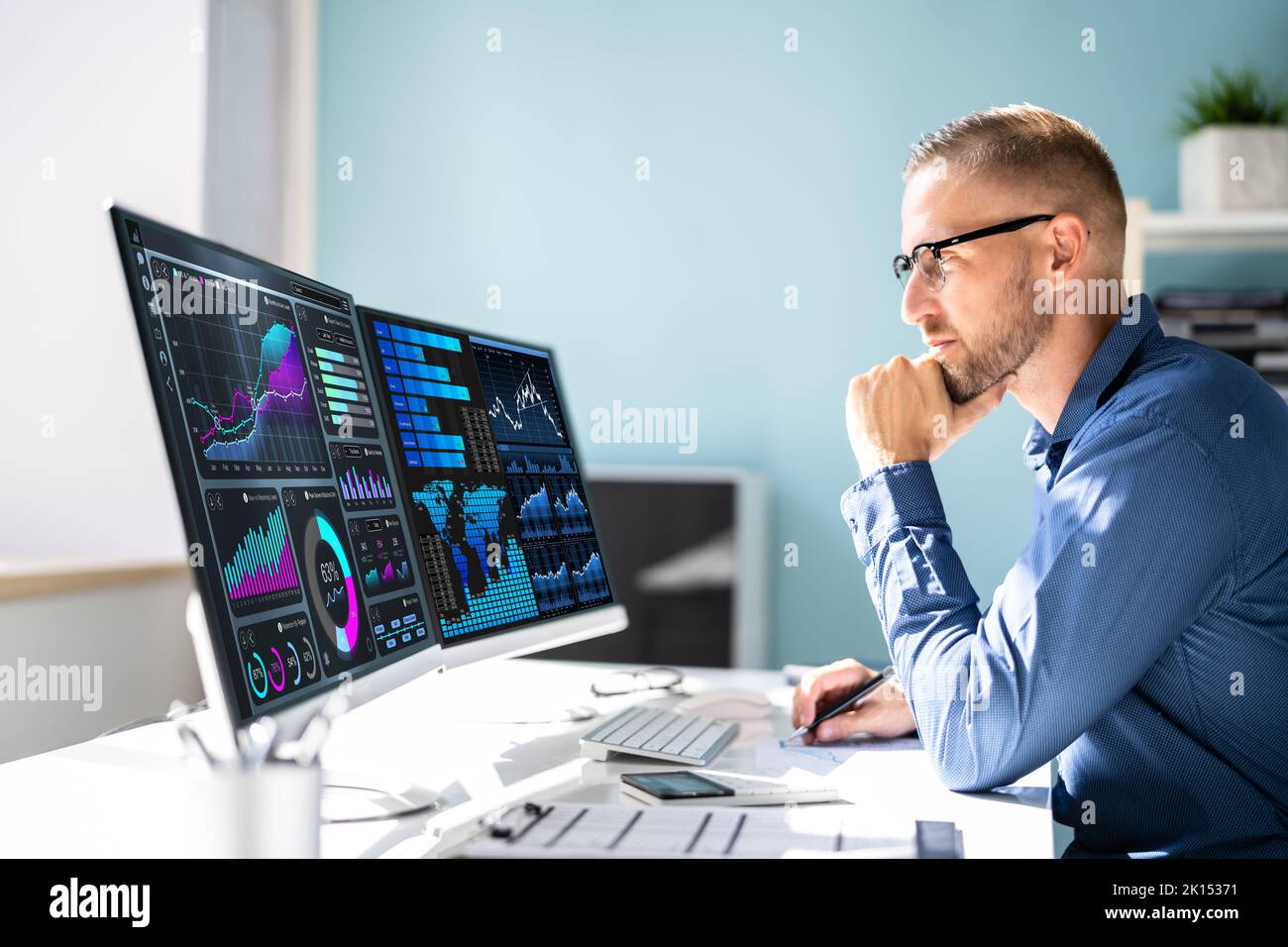 KPI Business Analytics Data Dashboard. Analyst Using Computer Stock ... KPI Business Analytics Data Dashboard. Analyst Using Computer Stock ...