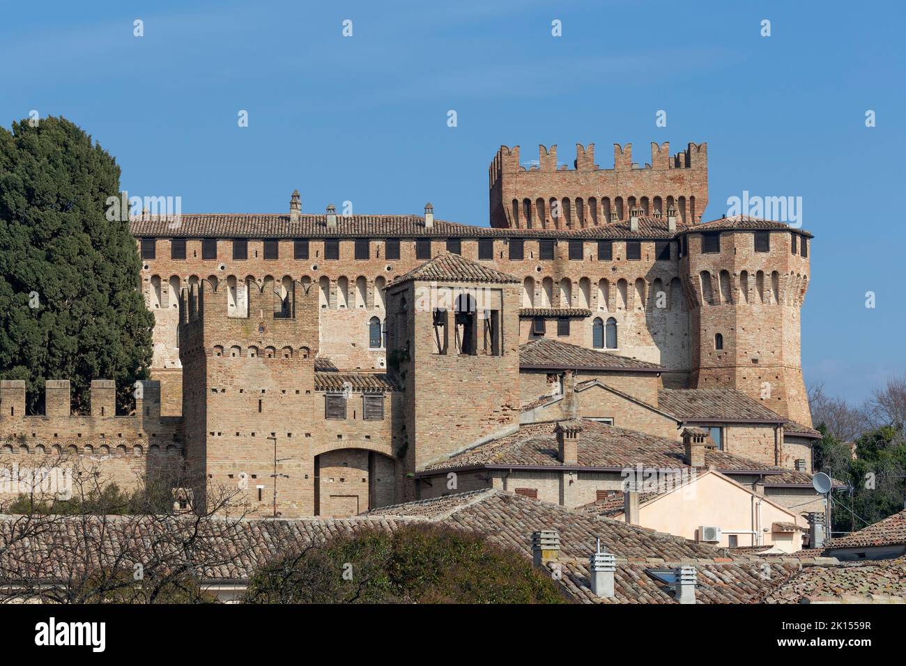 City wall medieval gradara hi-res stock photography and images - Alamy