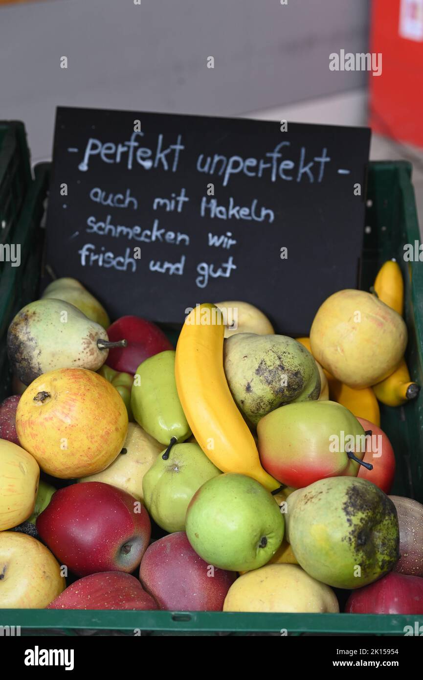 Error exterior hi-res stock photography and images - Alamy