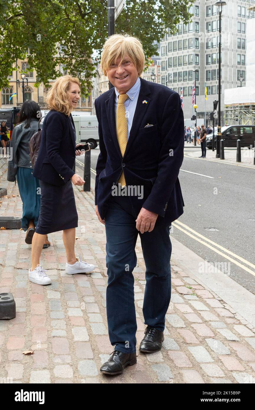 Announced queen elizabeth ii conference centre hi-res stock photography ...