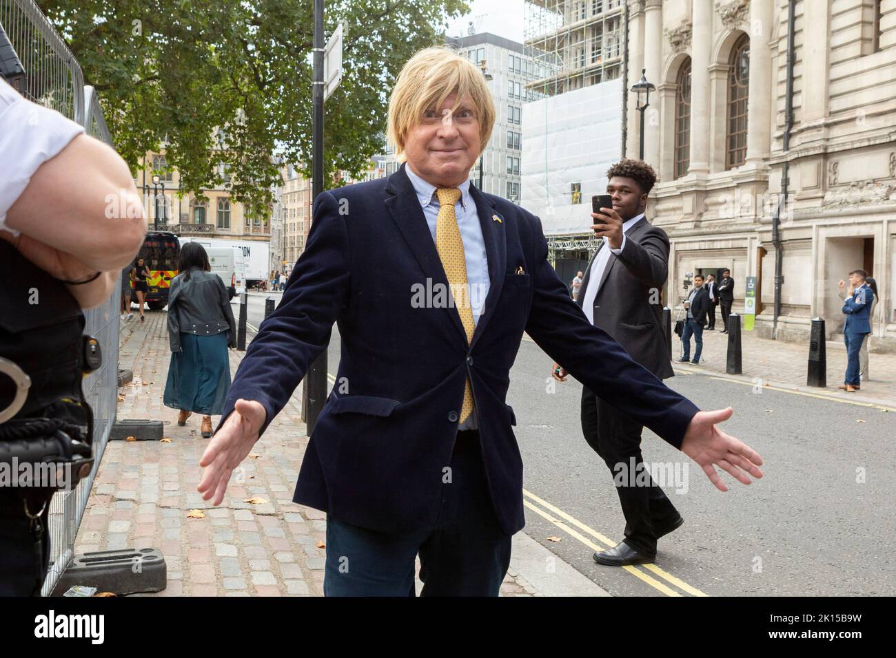 Announced queen elizabeth ii conference centre hi-res stock photography ...