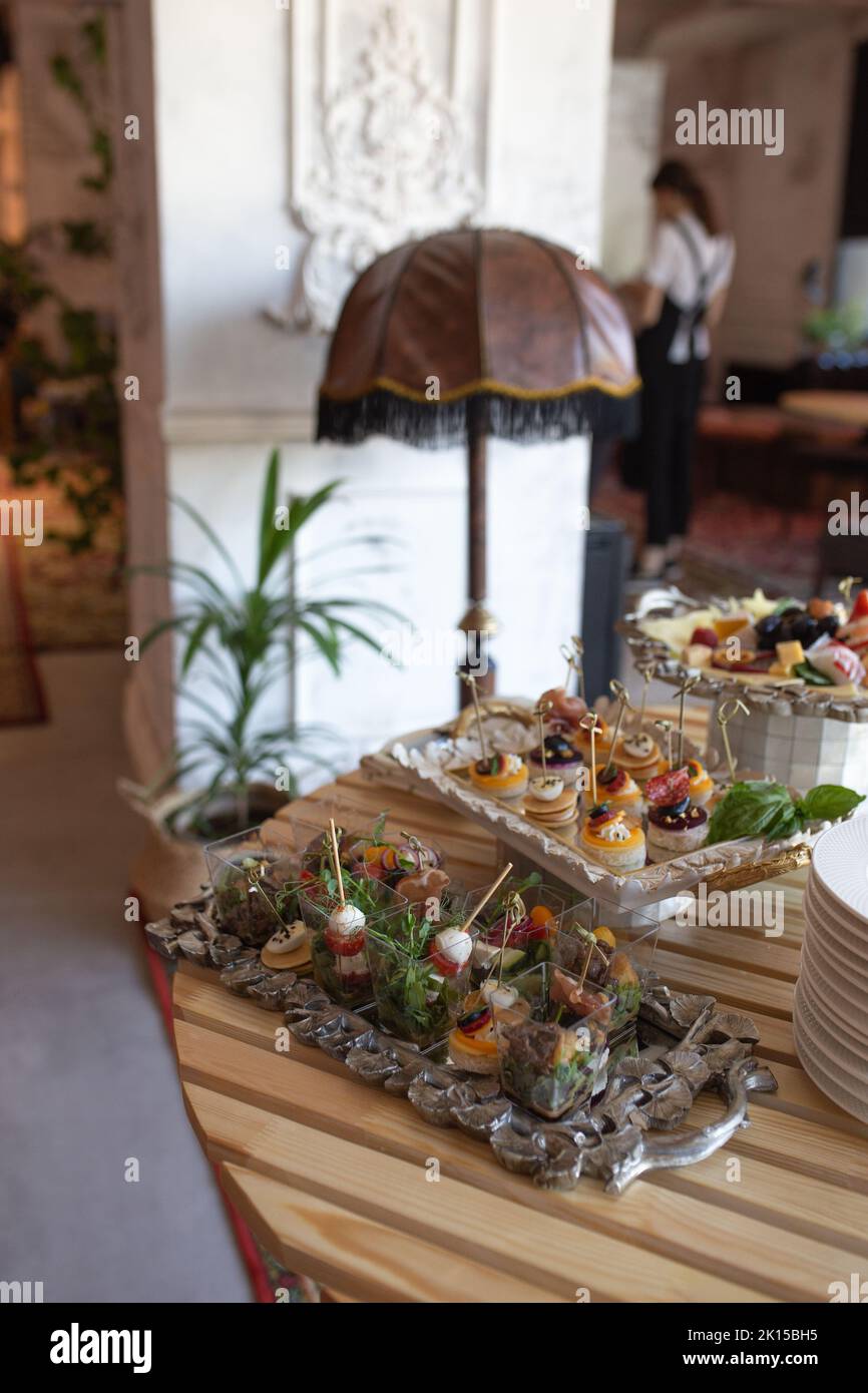 Conference meeting snack table hi-res stock photography and images - Alamy