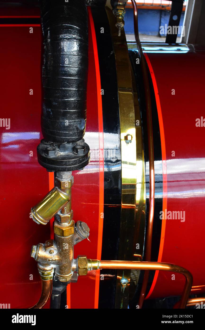 Coniston water pleasure steamer boat hi-res stock photography and ...