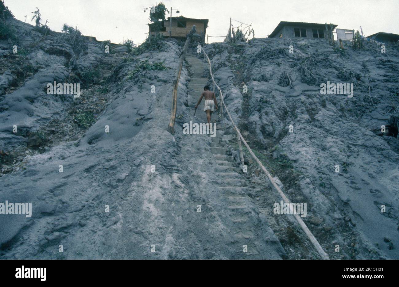 Villages covered in ash after the eruption of Mount Pinatubo Caldera ...