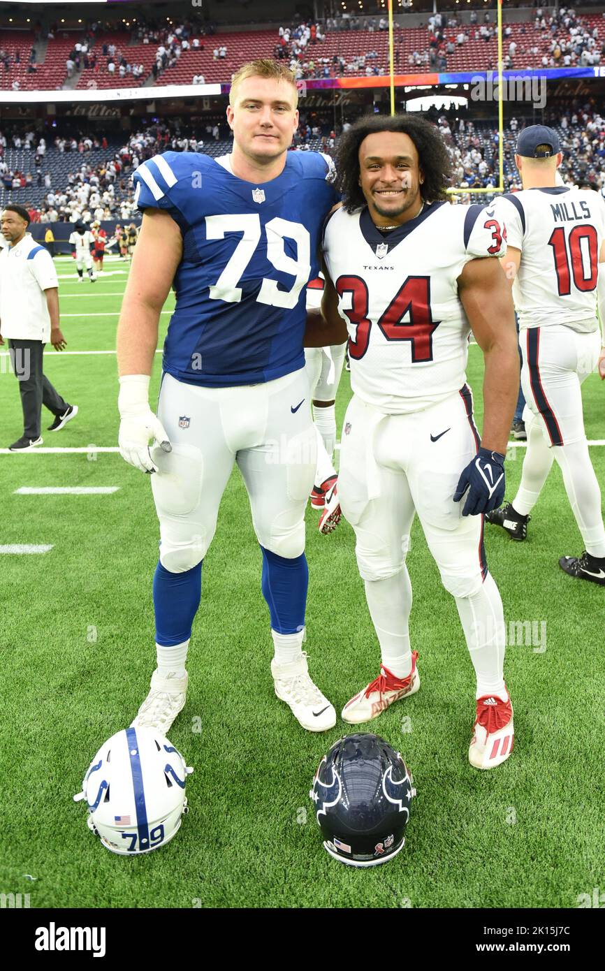 Indianapolis Colts offensive tackle Bernhard Raimann (79) and Houston ...