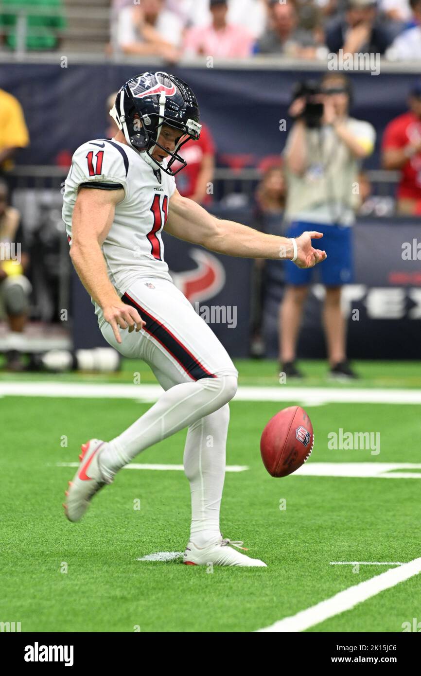 Houston Texans punter Cameron Johnston (11) punts in the first quarter ...
