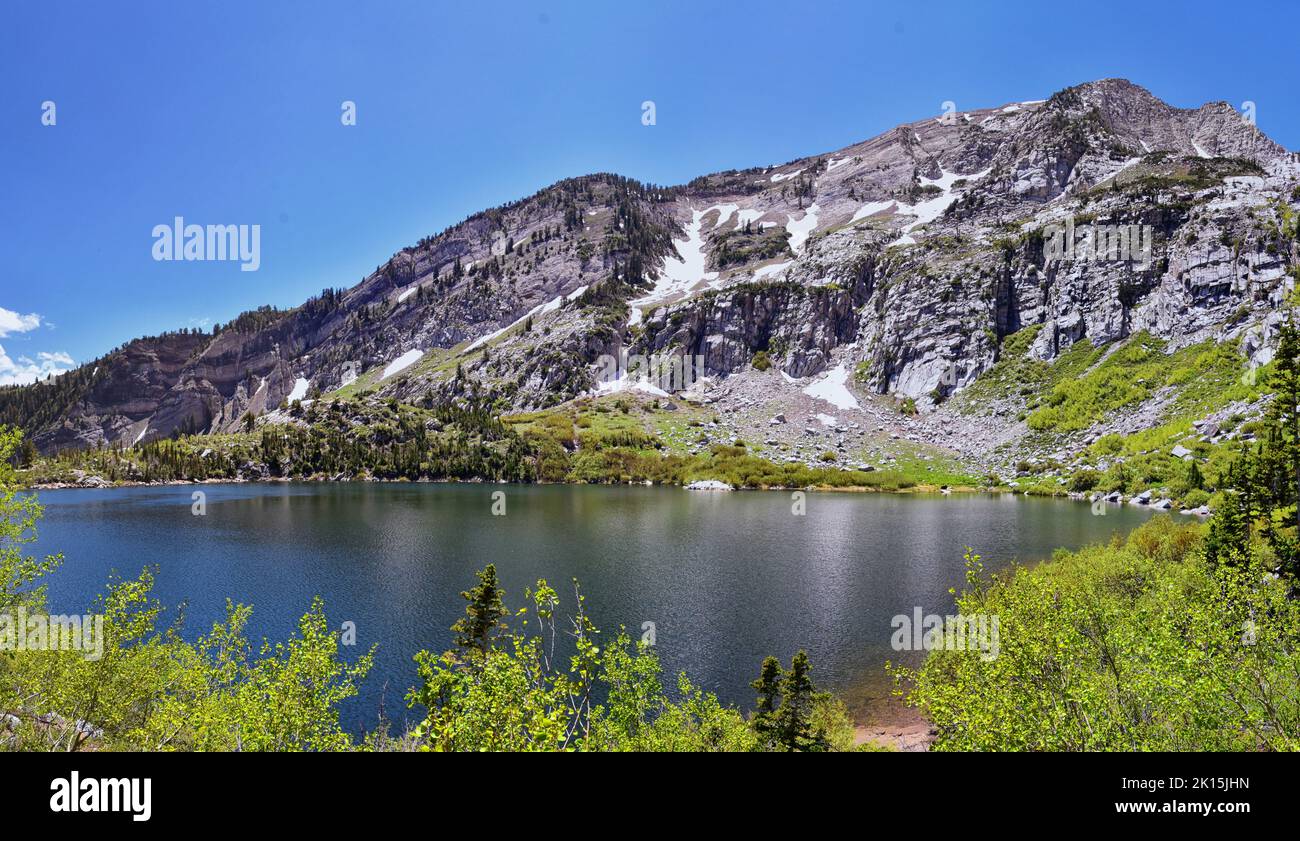 Silver lake flat reservoir hi-res stock photography and images - Alamy