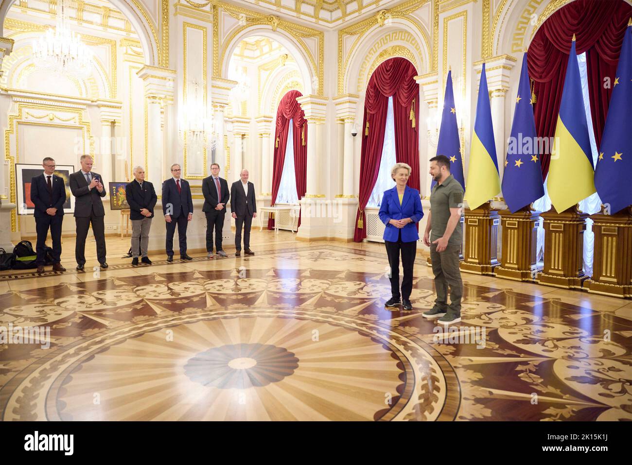 Zelensky volodymyr 2022 ursula hi-res stock photography and images - Alamy