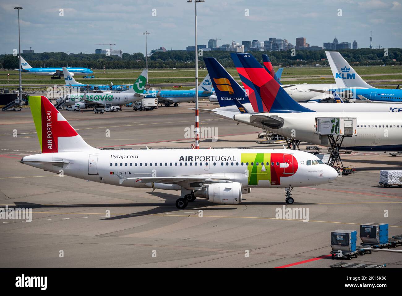 Amsterdam Schiphol Airport, aircraft at terminal, Gates D, check-in ...