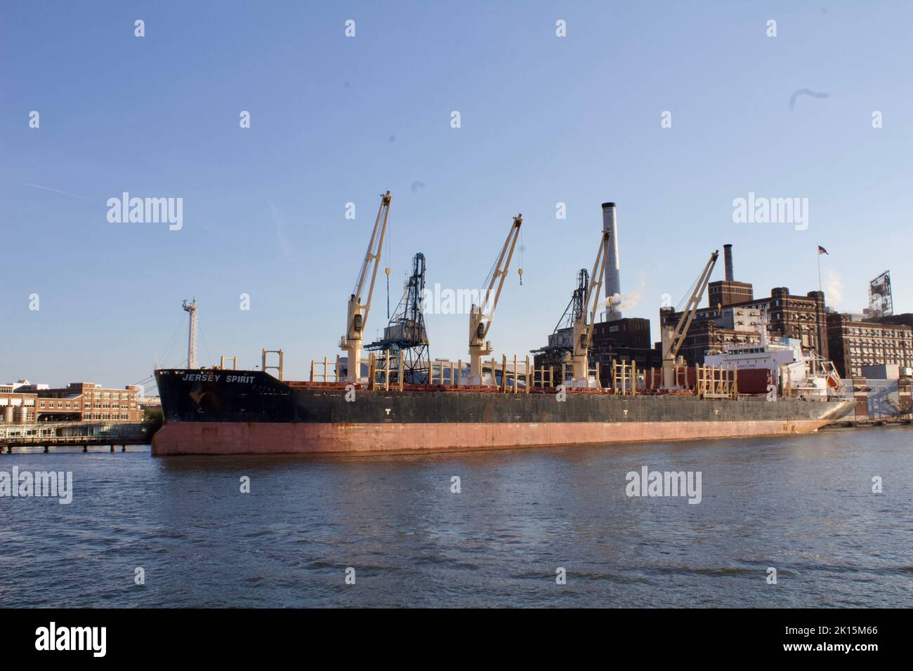 Harbor view commerce hi-res stock photography and images - Alamy