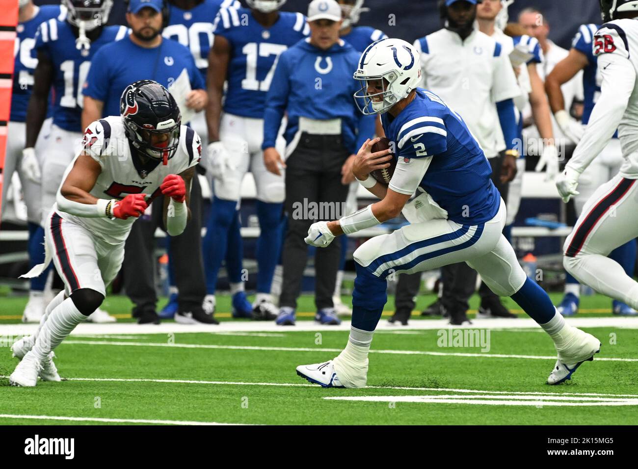 Indianapolis Colts quarterback Matt Ryan (2) runs the ball during the ...