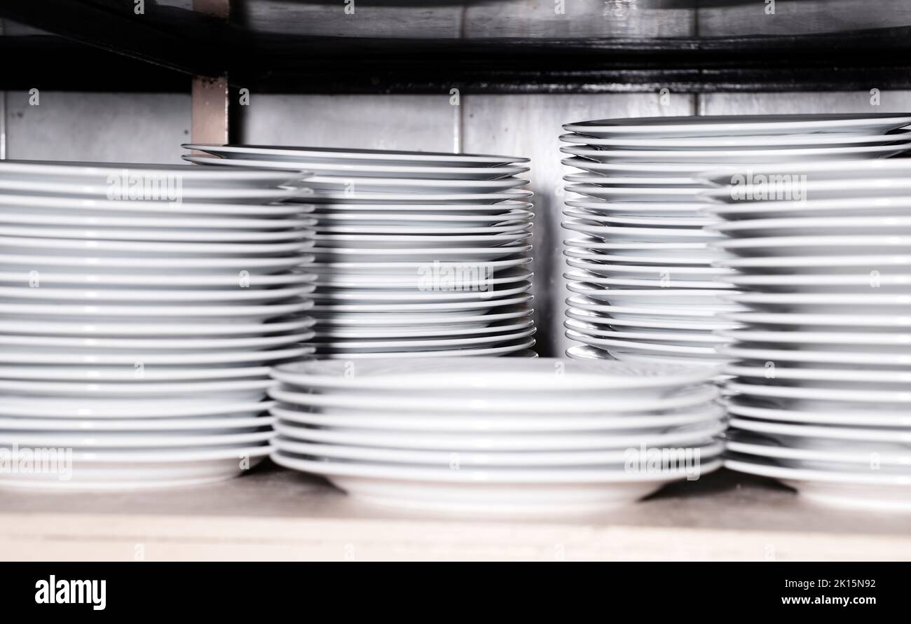 Close up stack plates hi-res stock photography and images - Alamy
