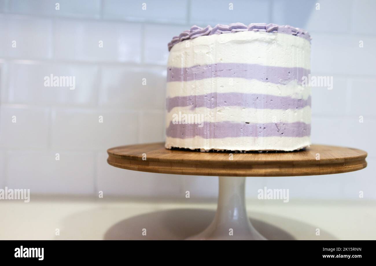 Homemade Piped Buttercream Multi-Layer Cake Stock Photo - Alamy