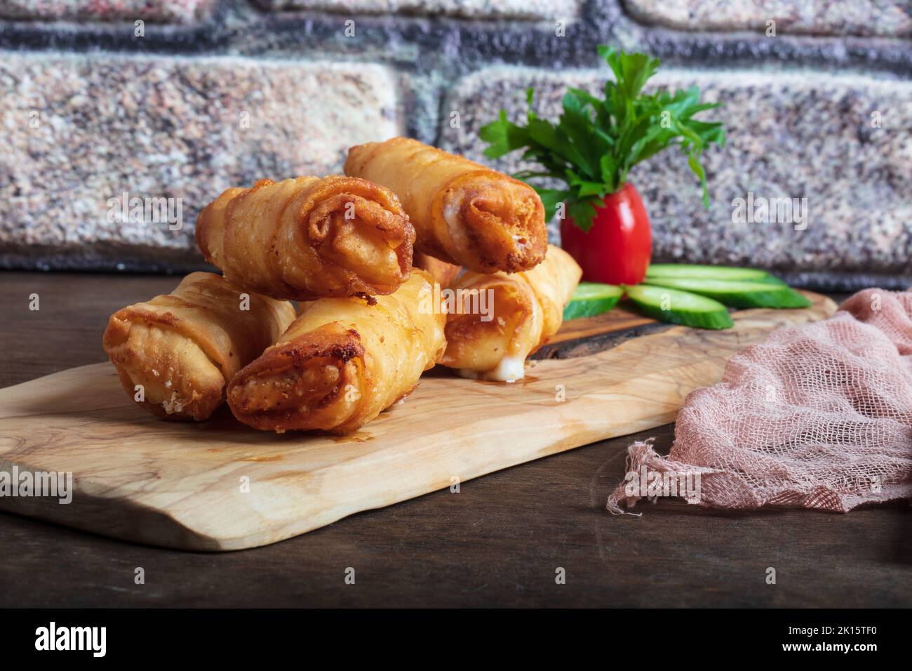 deep fried spring rolls, Por Pieer Tod or Fried spring rolls (Thai ...