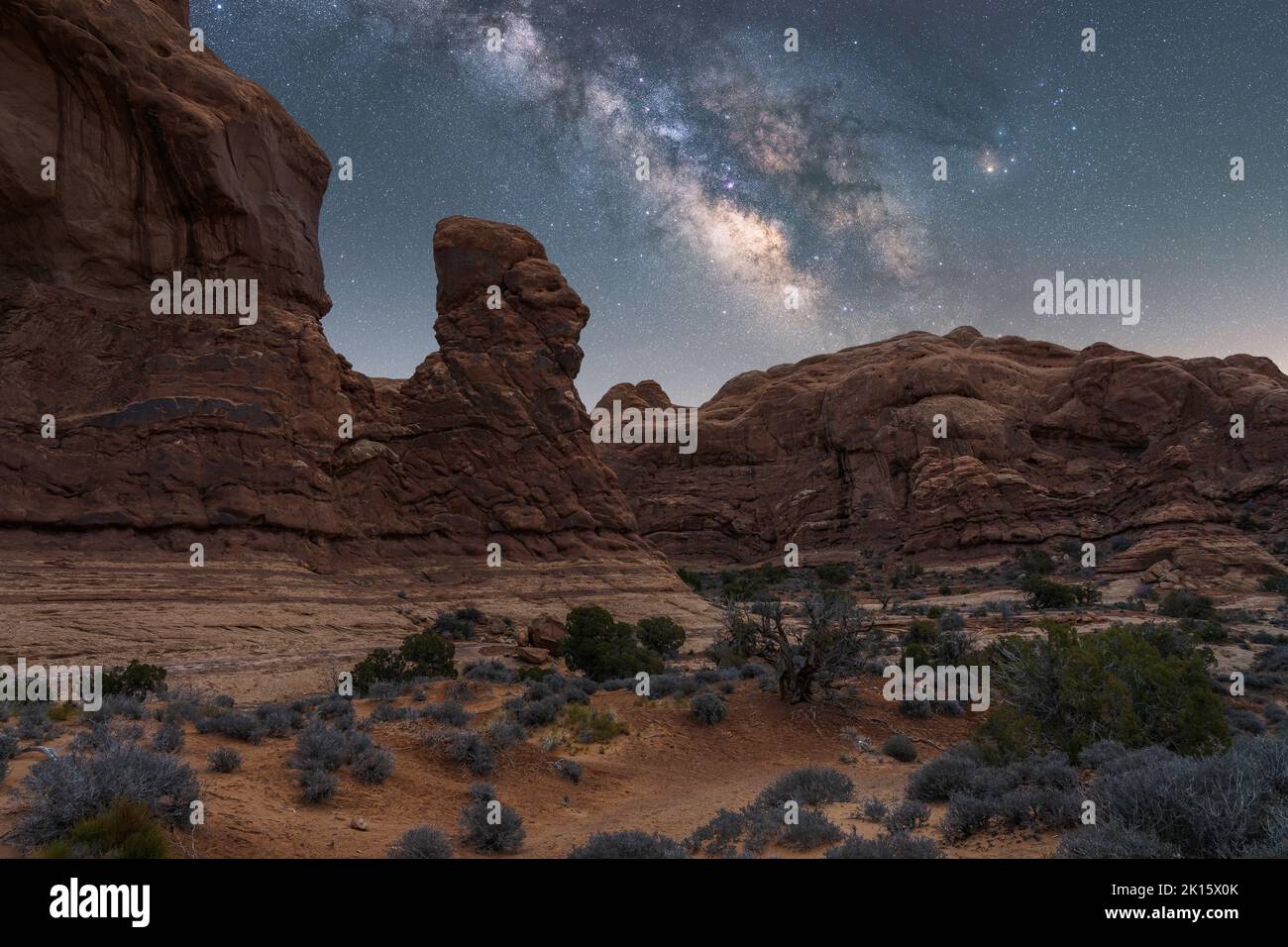 Rock face in national park night hi-res stock photography and images ...