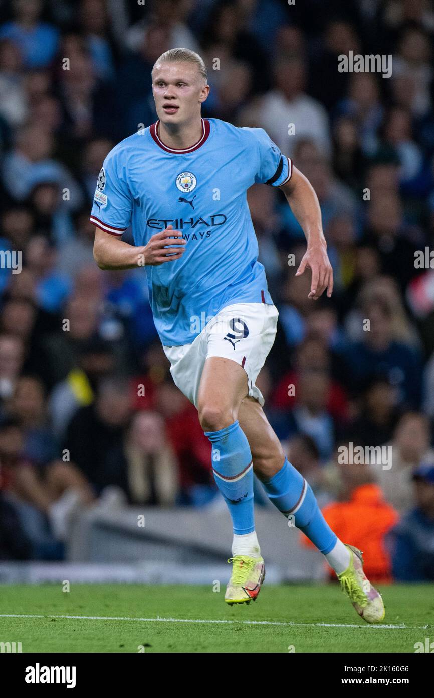 Haaland man city hi-res stock photography and images - Alamy