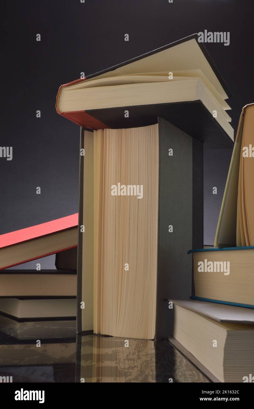 Books laid out on table hi-res stock photography and images - Alamy