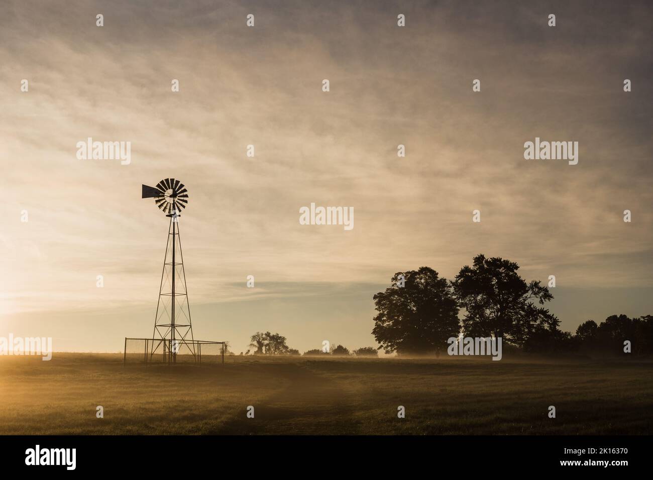 Tall windmill hi-res stock photography and images - Alamy