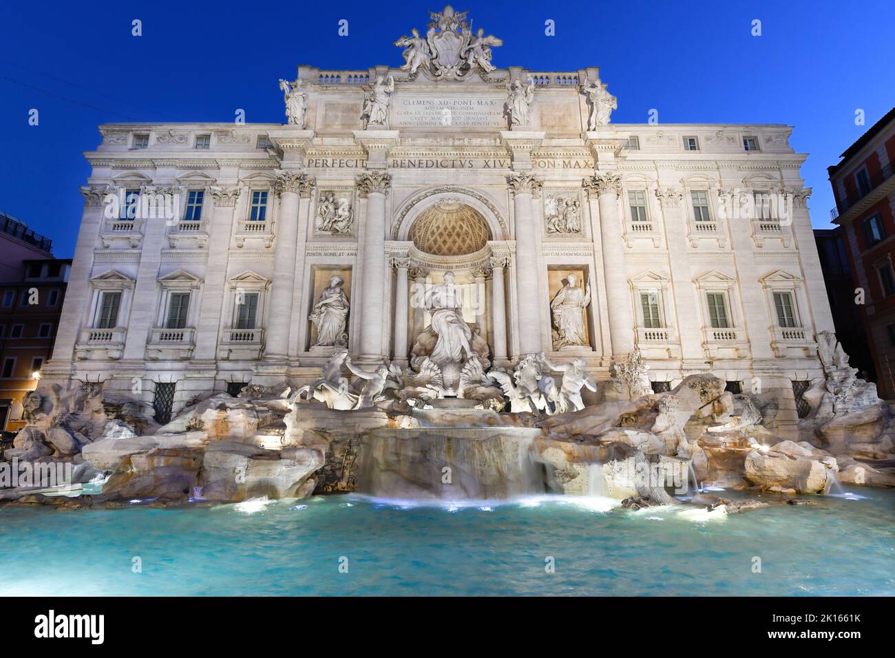 Fontana di trevi sunrise hi-res stock photography and images - Alamy