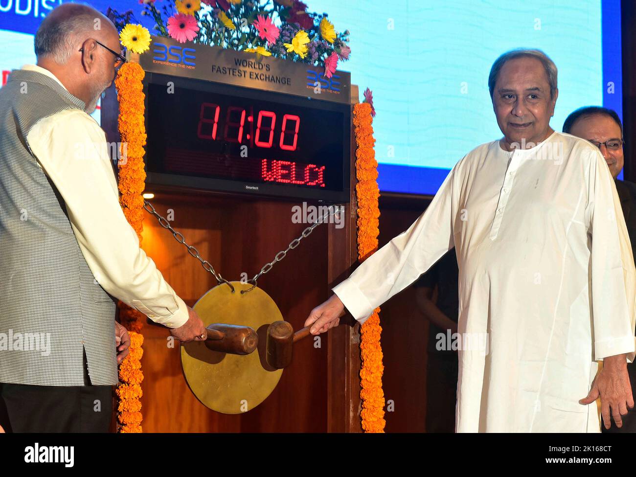 Bell ringing ceremony hi-res stock photography and images - Alamy
