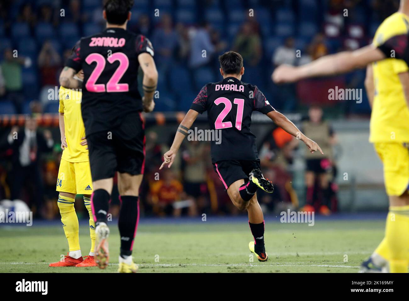 Paulo dybala celebration hi-res stock photography and images - Alamy