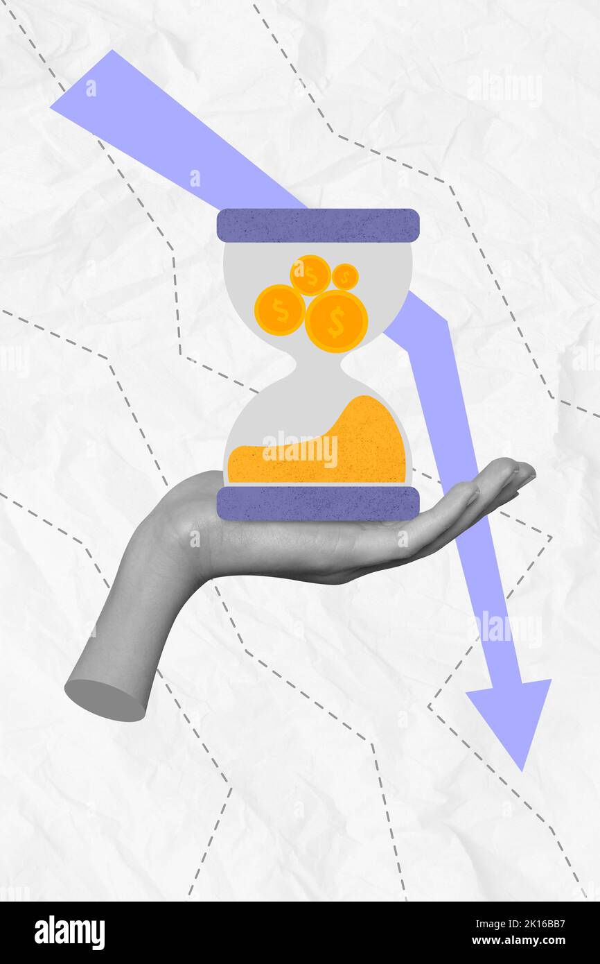 Cartoon golden clock hi-res stock photography and images - Alamy