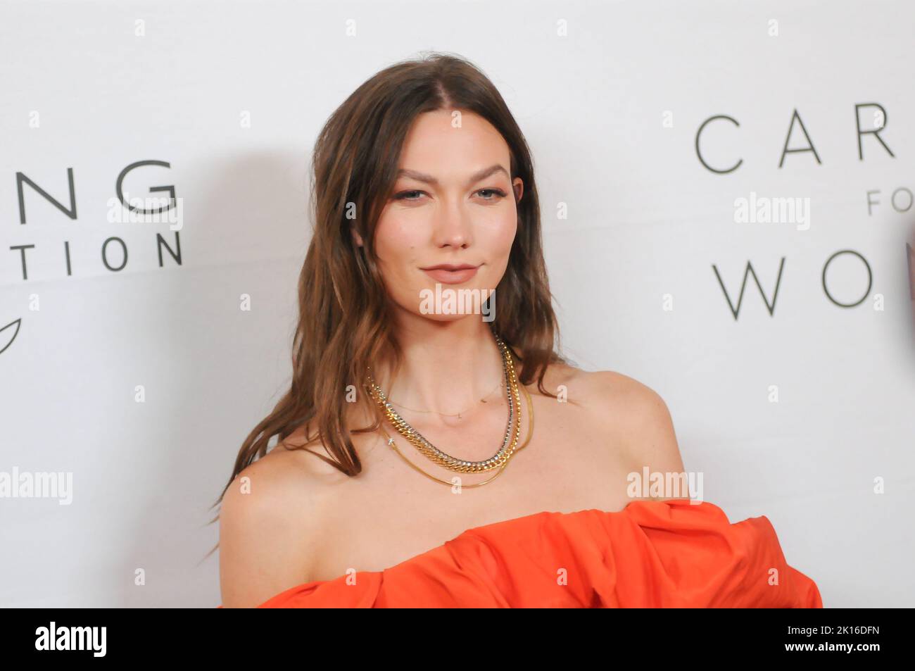 Karlie Kloss Short Hair 2022