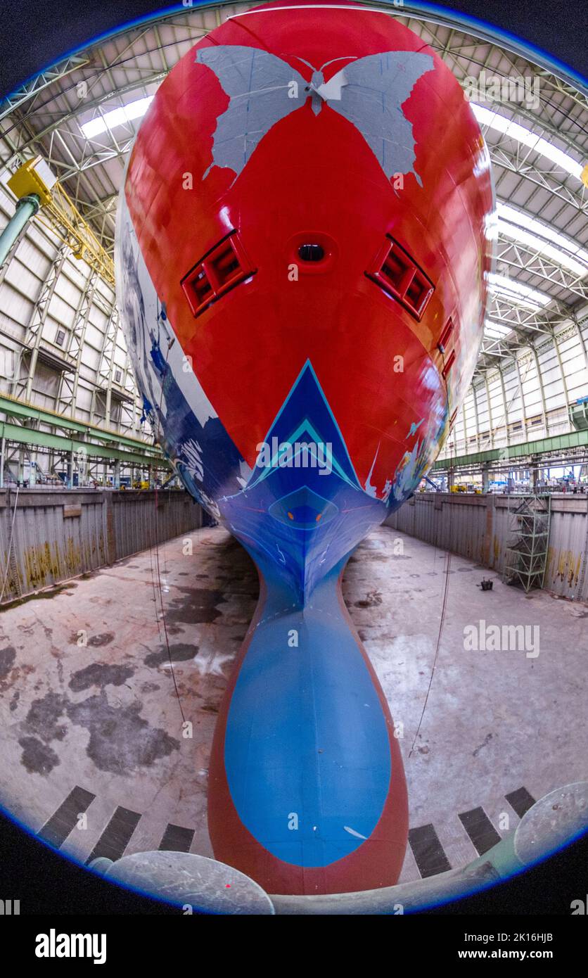 Wismar, Germany. 23rd Aug, 2022. The cruise ship "Global Dream" (also ...