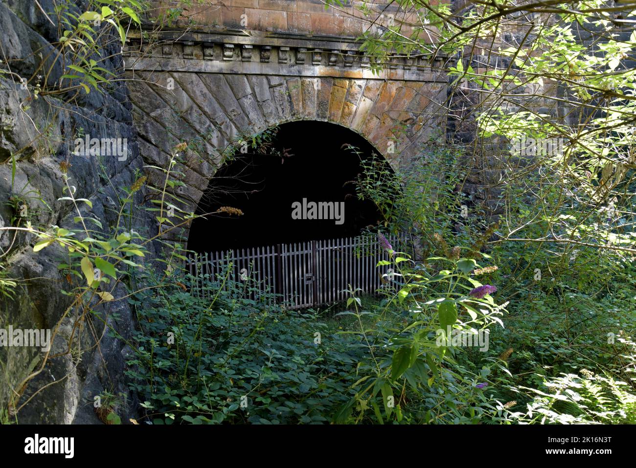 Tunnel entrance for the disused tunnel to Buchanan Street railway ...
