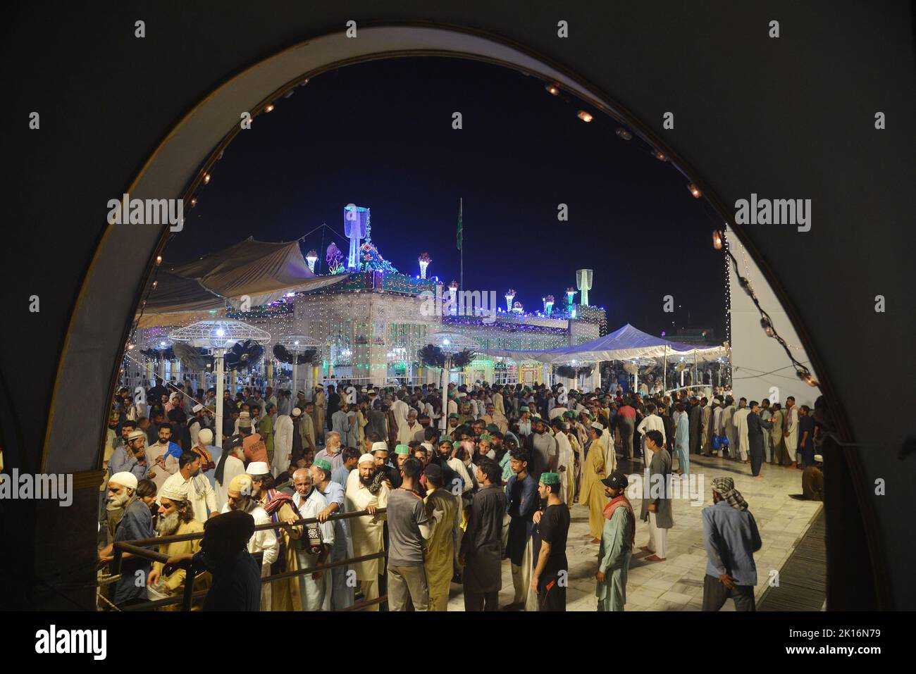 Lahore, Punjab, Pakistan. 15th Sep, 2022. Pakistani Muslim devotees ...