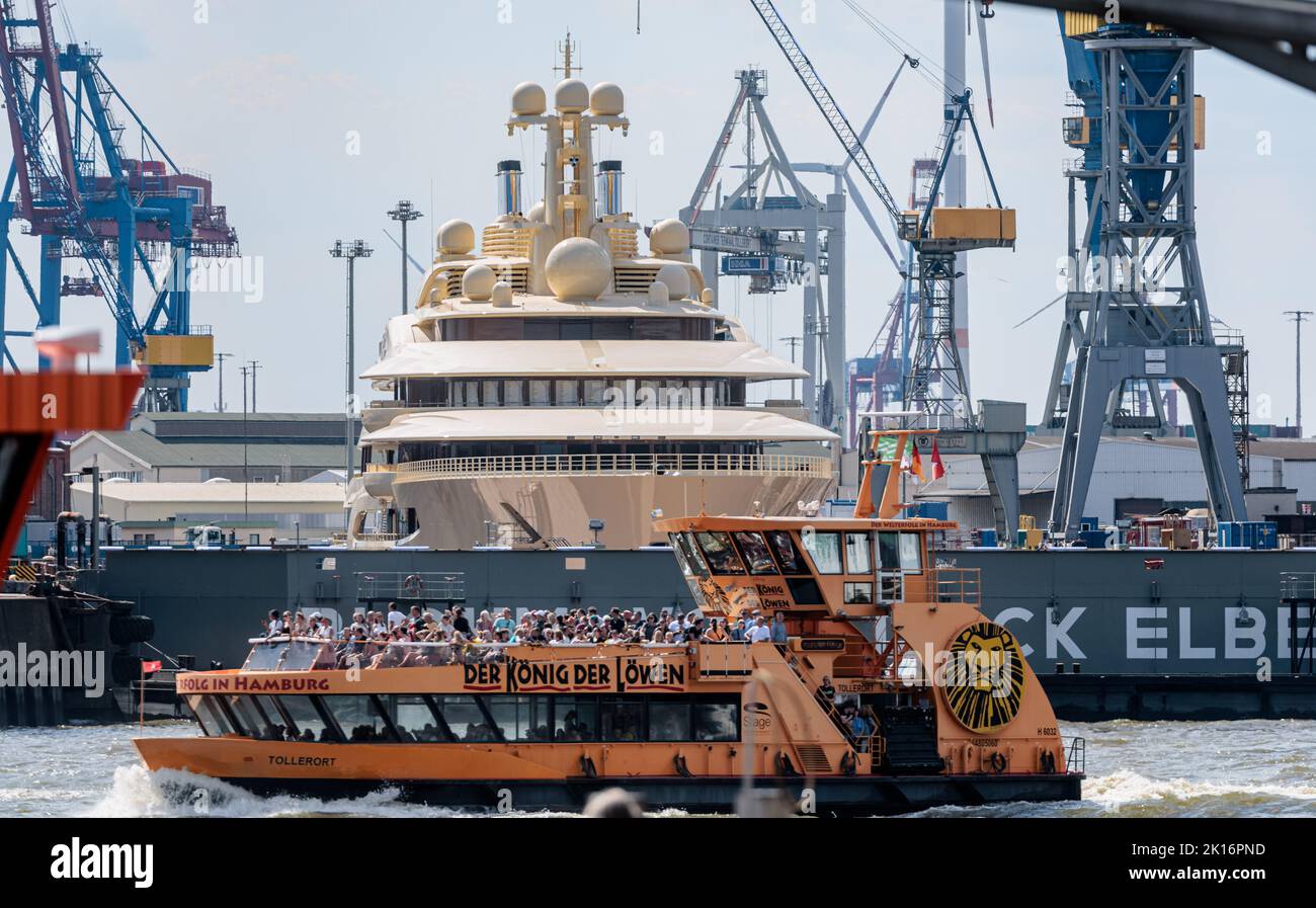 Hamburg, Germany. 23rd Aug, 2022. The mega-yacht "Dilbar" is moored at ...