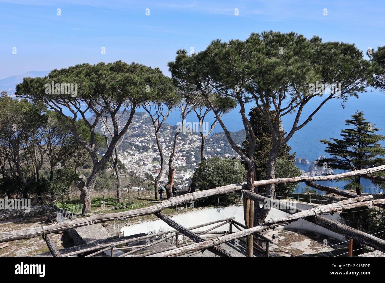 Foto del monte blu hi-res stock photography and images - Alamy