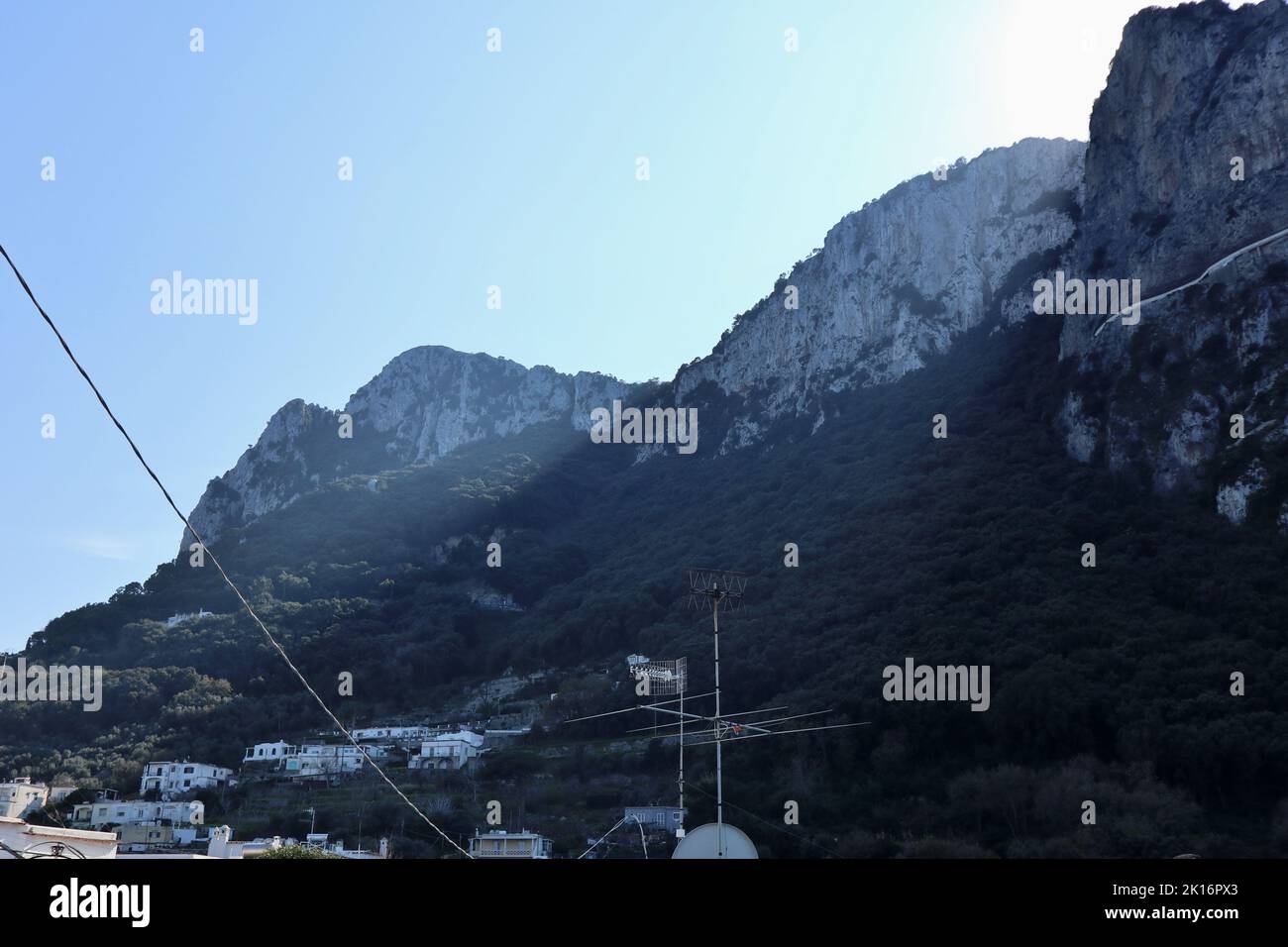 Capri - Scorcio del Monte Solaro da Via Palazzo a Mare Stock Photo - Alamy