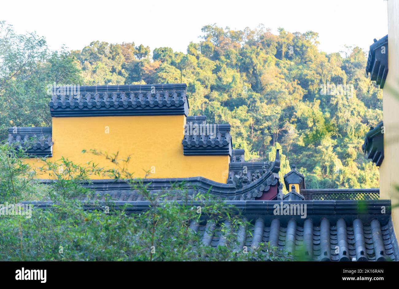 Yongfu temple hi-res stock photography and images - Alamy