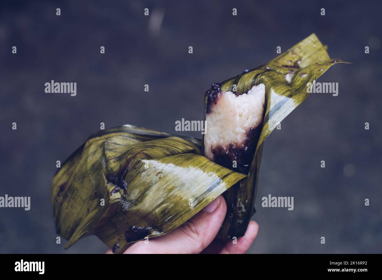 Filipino suman hi-res stock photography and images - Alamy