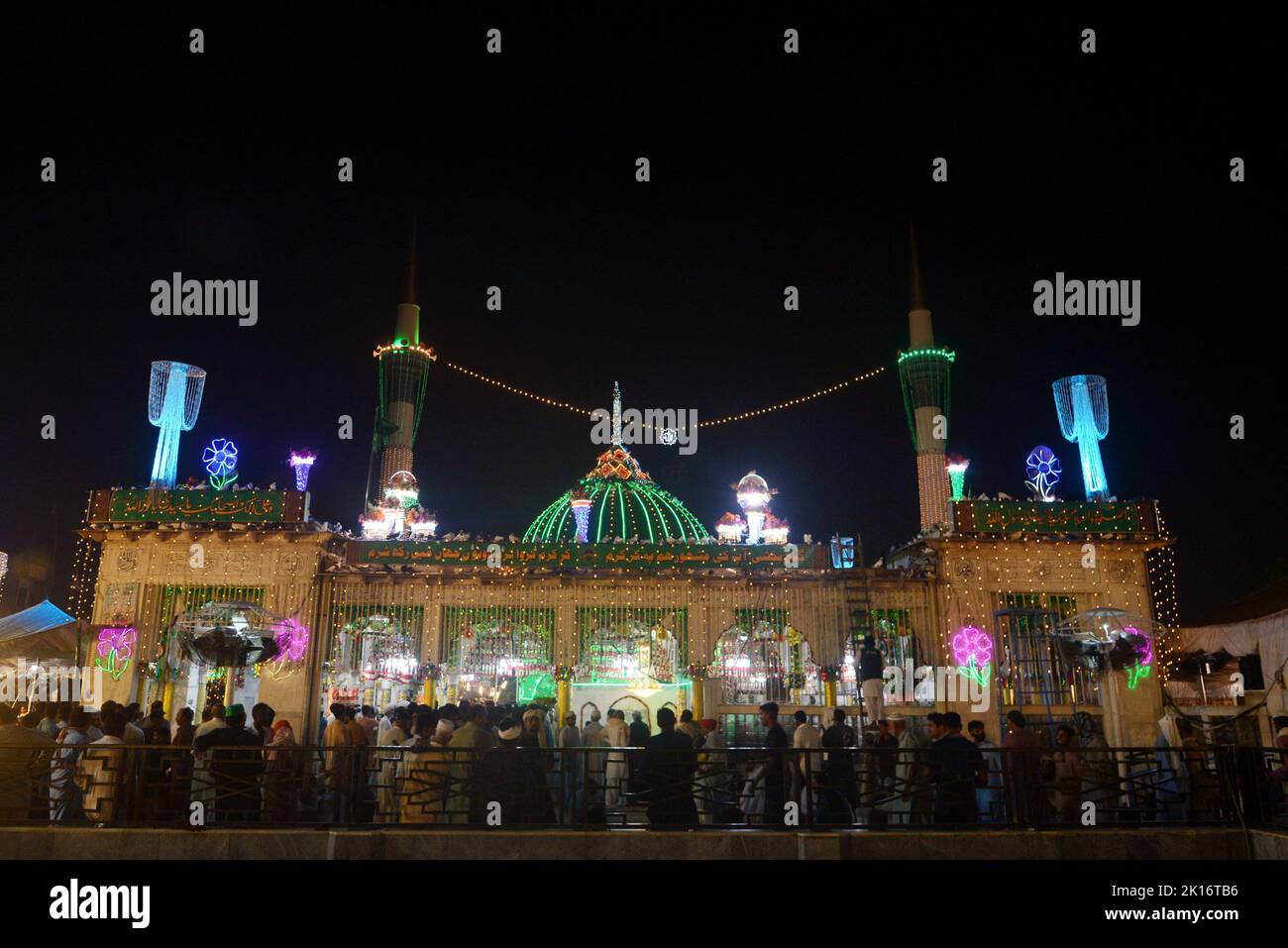Lahore, Punjab, Pakistan. 15th Sep, 2022. Pakistani Muslim devotees ...