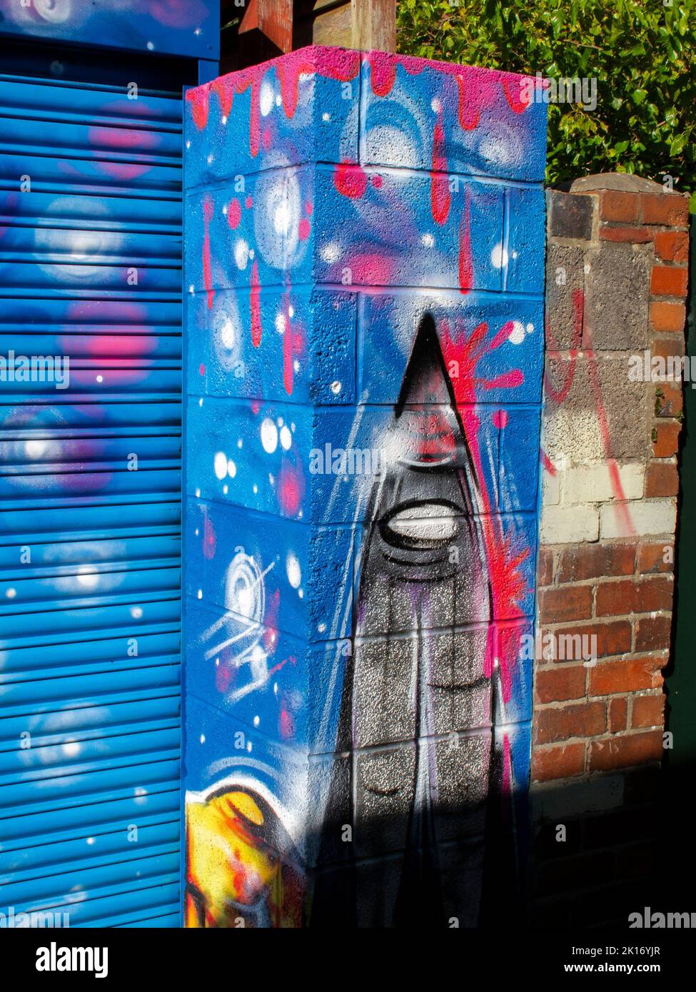 Children climbing frame park hi-res stock photography and images - Alamy