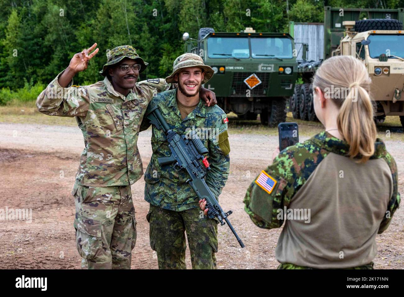Rhode island army national guard hi-res stock photography and images ...
