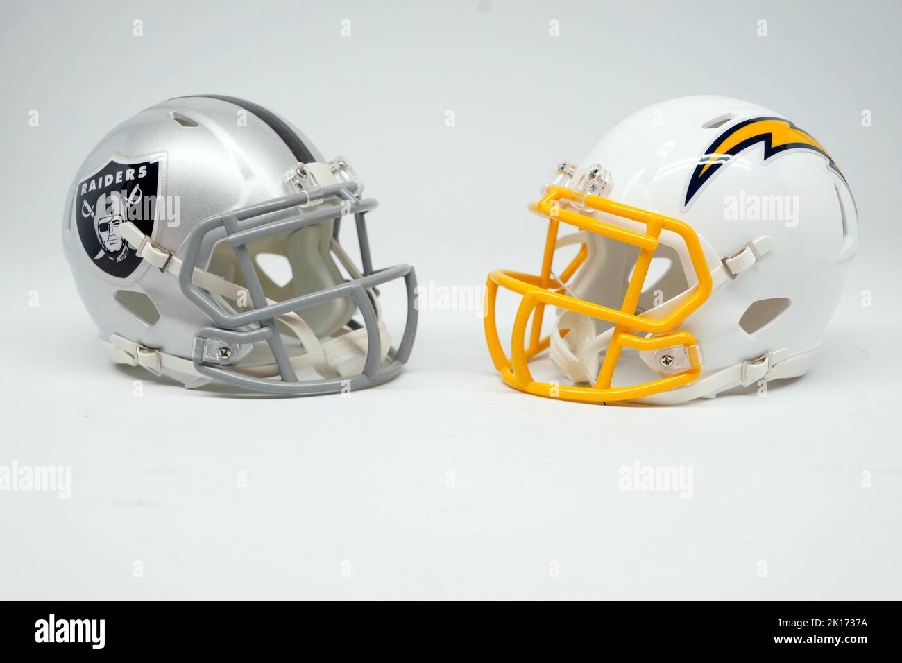 Los angeles chargers las vegas raiders helmets hi-res stock photography ...
