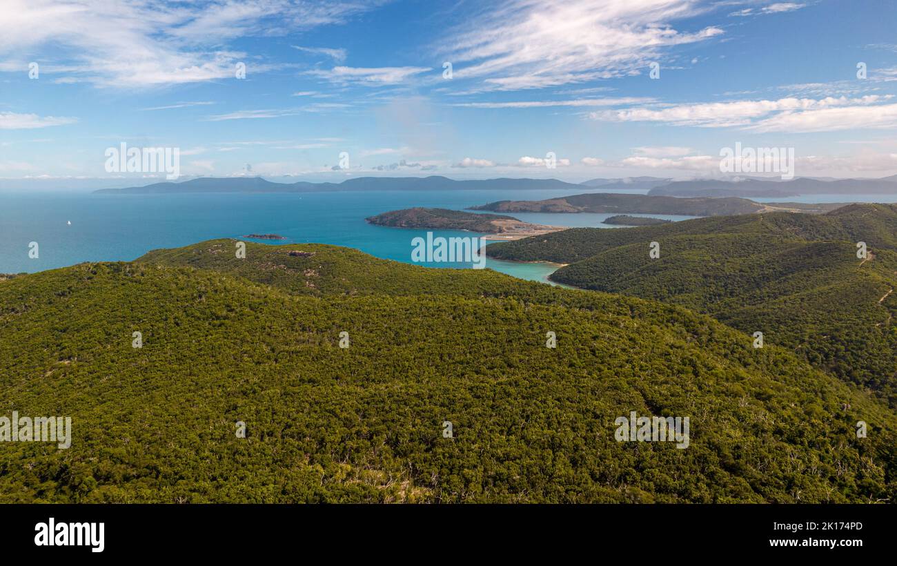 Beautiful Arial View of Whitsundays Islands and Whitehaven Beach ...