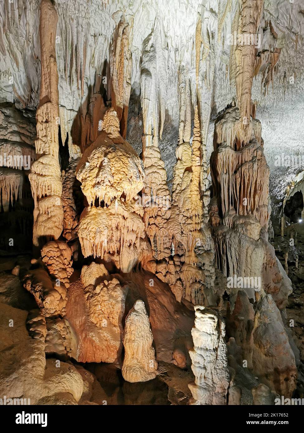 Thousands of stalagmites and stalactites Stock Photo - Alamy