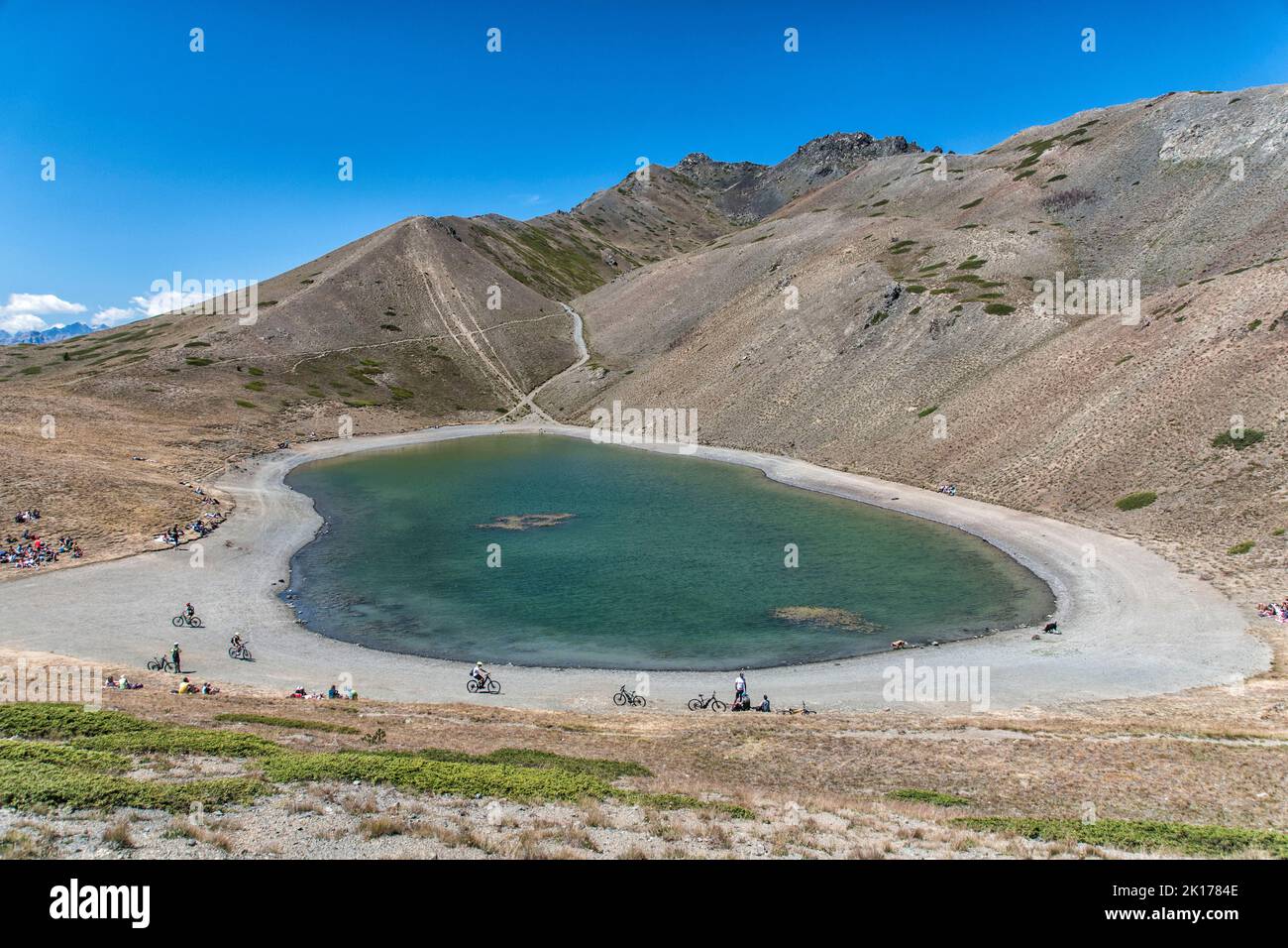 Lago dei 7 colori hi-res stock photography and images - Alamy