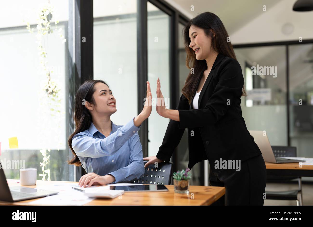 Creative agreement hi-res stock photography and images - Alamy
