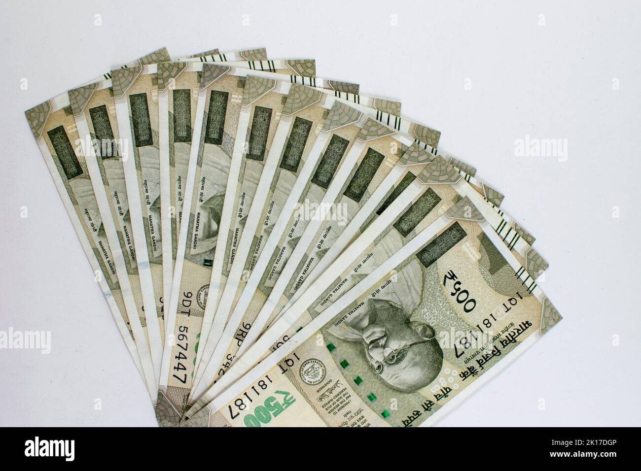 500 indian rupees hi-res stock photography and images - Alamy
