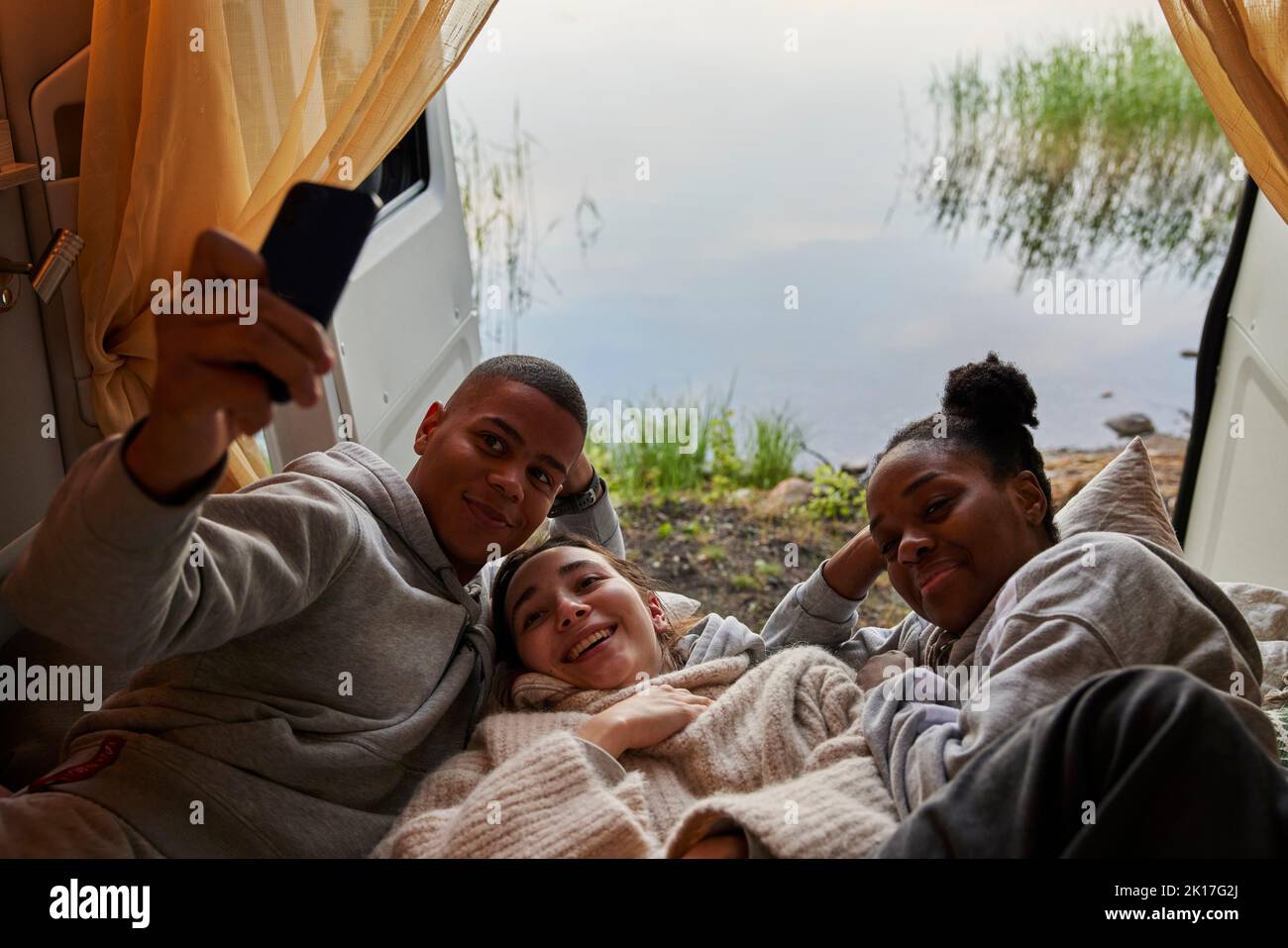 Camper lifestyle hi-res stock photography and images - Alamy