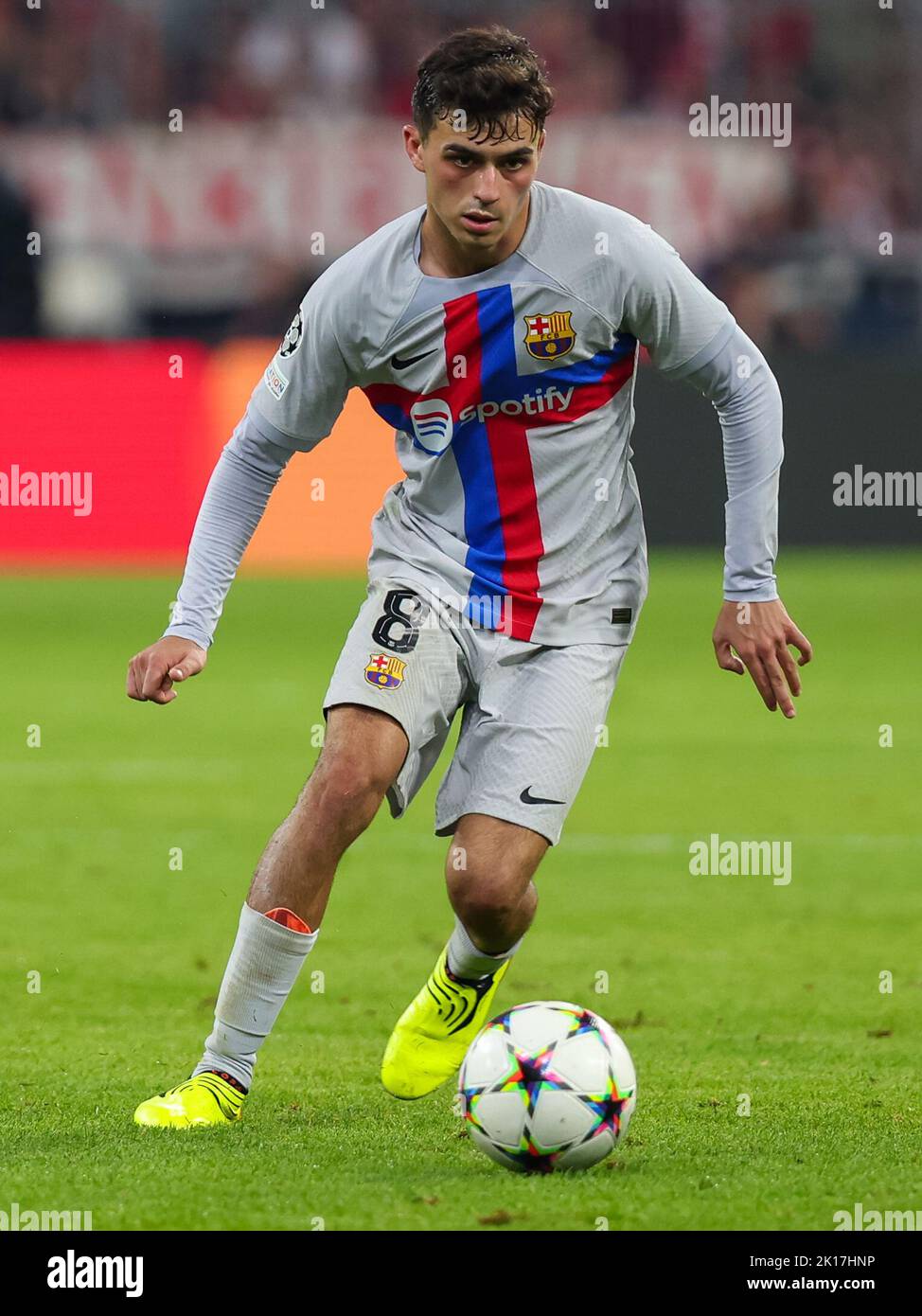 MUNCHEN, GERMANY - SEPTEMBER 13: Pedri of FC Barcelona runs with the ...